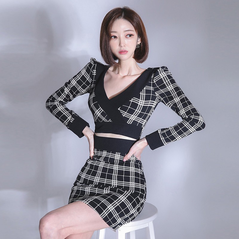 初回送料無料 ワンピース ファッションワンピース Vネック 気質 セクシーワンピース Sommy 株式会社 問屋・仕入れ・卸・卸売の専門【仕入れならNETSEA】