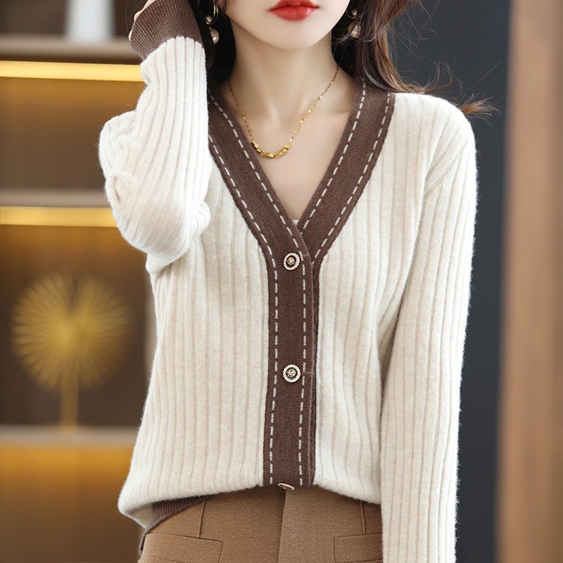 初回送料無料 新作セーター ニットゆったりカーディガン風トップス Vネック上着 人気商品 Sommy 株式会社 問屋・仕入れ・卸・卸売の専門 ...