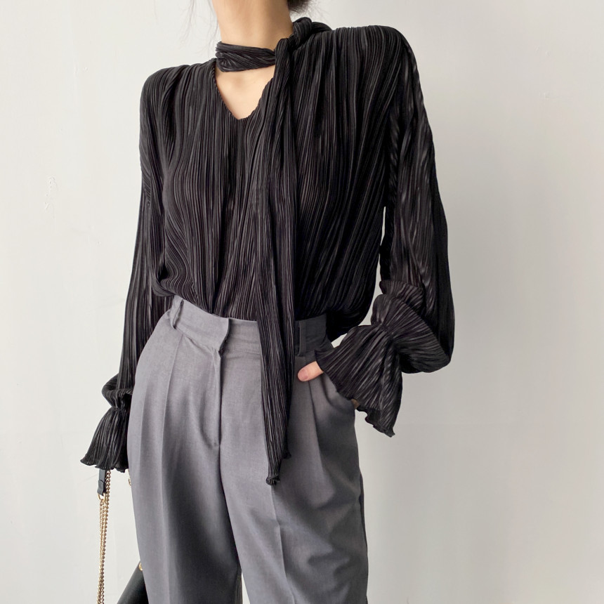 気質 ゆったり プリーツ 長袖 Vネック 春 シャツ/ブラウス TASSA 問屋・仕入れ・卸・卸売の専門【仕入れならNETSEA】