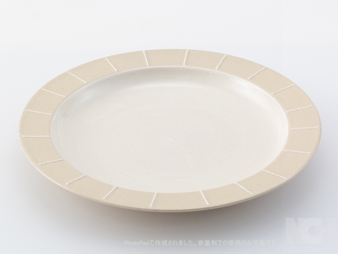 「波佐見焼」 エンゴーベ 8寸リム WT 西海陶器 株式会社 問屋・仕入れ・卸・卸売の専門【仕入れならNETSEA】