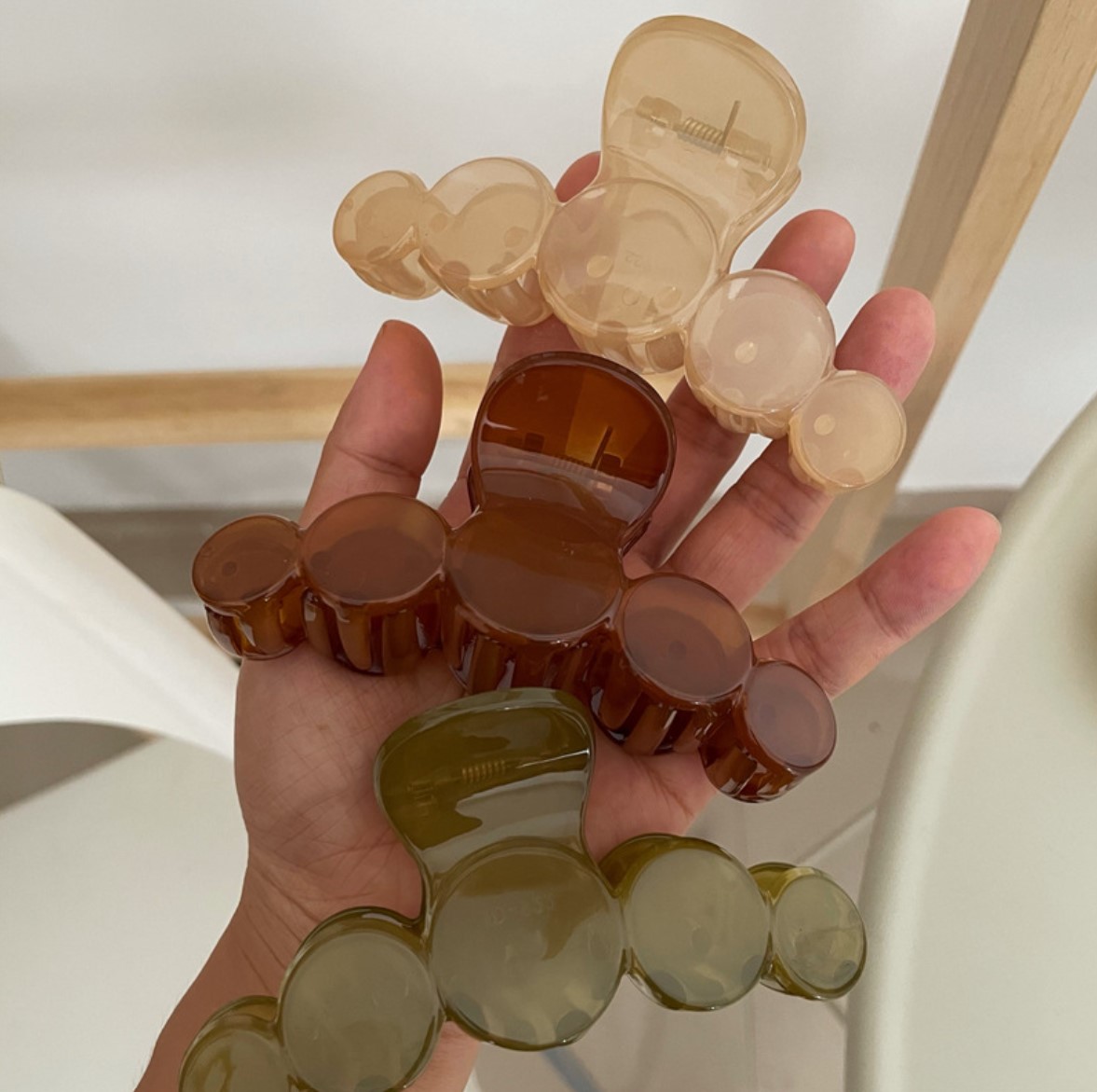 樹脂ヘアクリップ UP to YOU 問屋・仕入れ・卸・卸売の専門【仕入れならNETSEA】