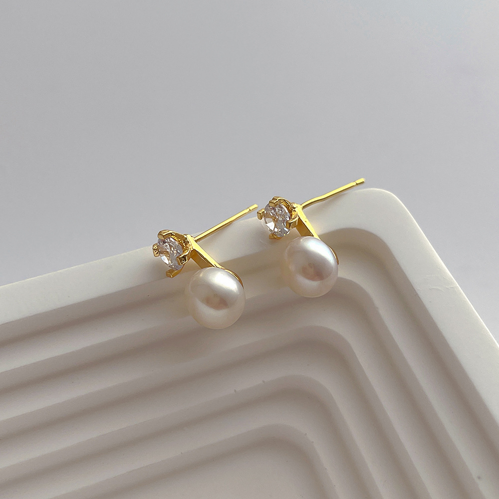 韓国明洞アクセサリー ピアス s925銀針 レディースアクセサリー 韓国ファッション 株式会社 C2Jジャパン 問屋・仕入れ・卸・卸売の専門【仕入れならNETSEA】