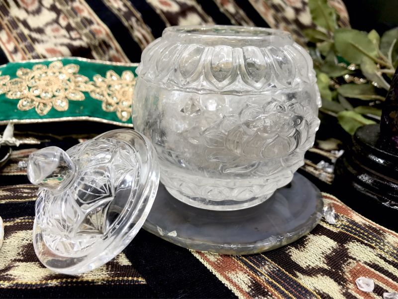 天然水晶 手彫り 小瓶 特大 クォーツ 浄化 クリスタル 彫り物 風水 置物 天然石 天然石卸売 ストーンクラブ 問屋・仕入れ・卸・卸売の専門 ...