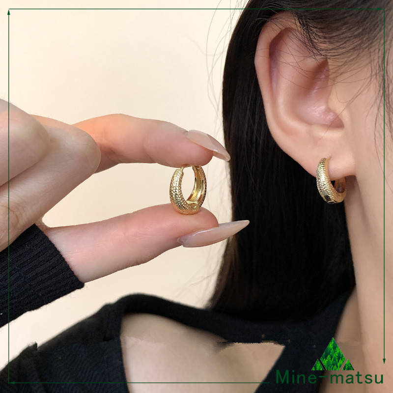 韓国風 耳飾り レディース 大人可愛い ファッション 上品 設計感 Mine-matsu (ミネマツ) 問屋・仕入れ・卸・卸売の専門【仕入れならNETSEA】