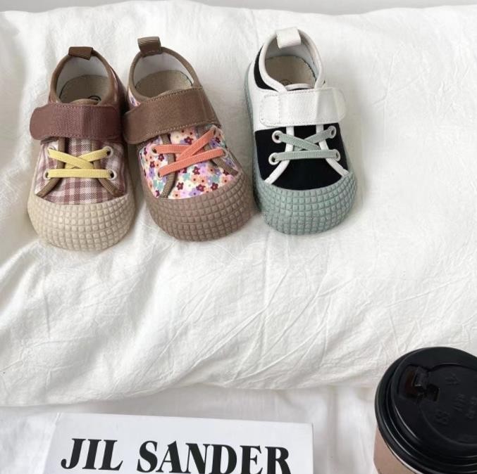 2024春夏新作★韓国風★キッズ靴★シューズ★タビシューズ★可愛い★靴★ファッション★3色 23-28 個人事業主 ハピネスキャメル 問屋・仕入れ・卸・卸売の専門【仕入れならNETSEA】