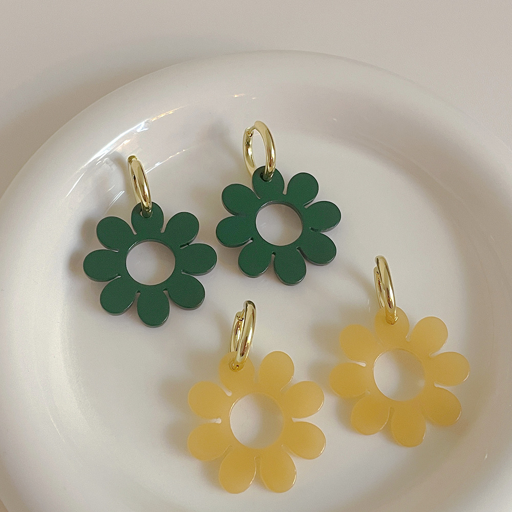 フラワーピアス S925 アクリル ミニマルアクセ デイリーコーデ 韓国東大門アクセサリー 株式会社 C2Jジャパン | 卸売・ 問屋・仕入れの専門サイト【NETSEA】