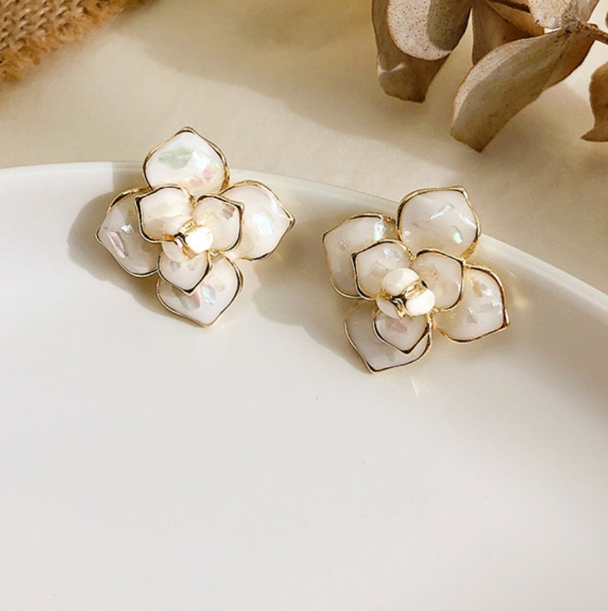 【2021新作】お花ピアス｜S925針 UP to YOU | 卸売・ 問屋・仕入れの専門サイト【NETSEA】
