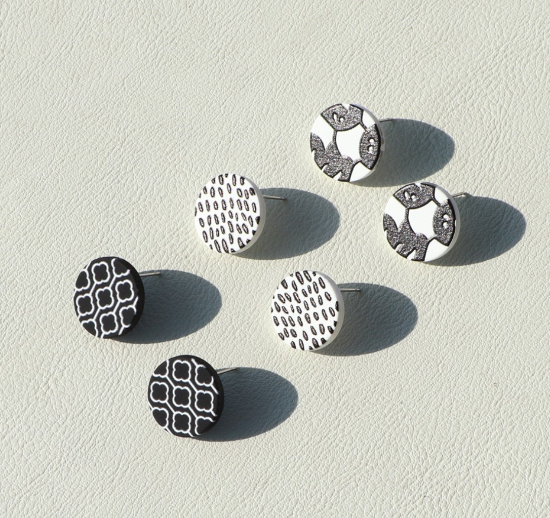 樹脂ピアス3点セット【クリスマス早割】 UP to YOU | 卸売・ 問屋・仕入れの専門サイト【NETSEA】