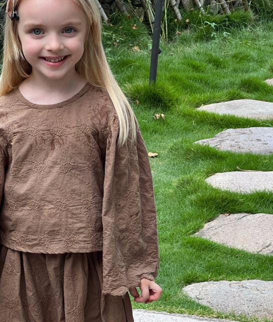 2023秋新品★子供服 トップス＋スカート セットアップ 90-150cm Sun Flower 問屋・仕入れ・卸・卸売の専門【仕入れならNETSEA】