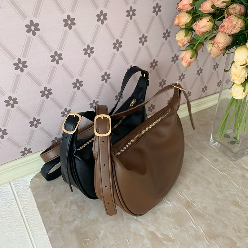 PUホーボーバッグ 大容量 肩掛けバッグ 通勤通学トートバッグ 韓国デイリーバッグ 株式会社 C2Jジャパン | 卸売・ 問屋・仕入れの専門サイト【NETSEA】