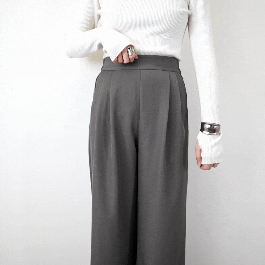 【2024新作】スーツ地ツイル タック パンツ(32107) 株式会社 ゼノンインターナショナル | 卸売・ 問屋・仕入れの専門サイト【NETSEA】