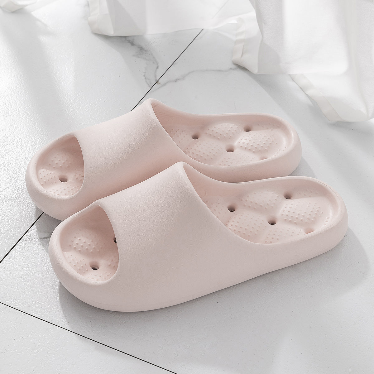 浴室用滑り止めスリッパ 男女兼用 速乾 防臭 EVA素材 ピンク | 卸売・ 問屋・仕入れの専門サイト【NETSEA】