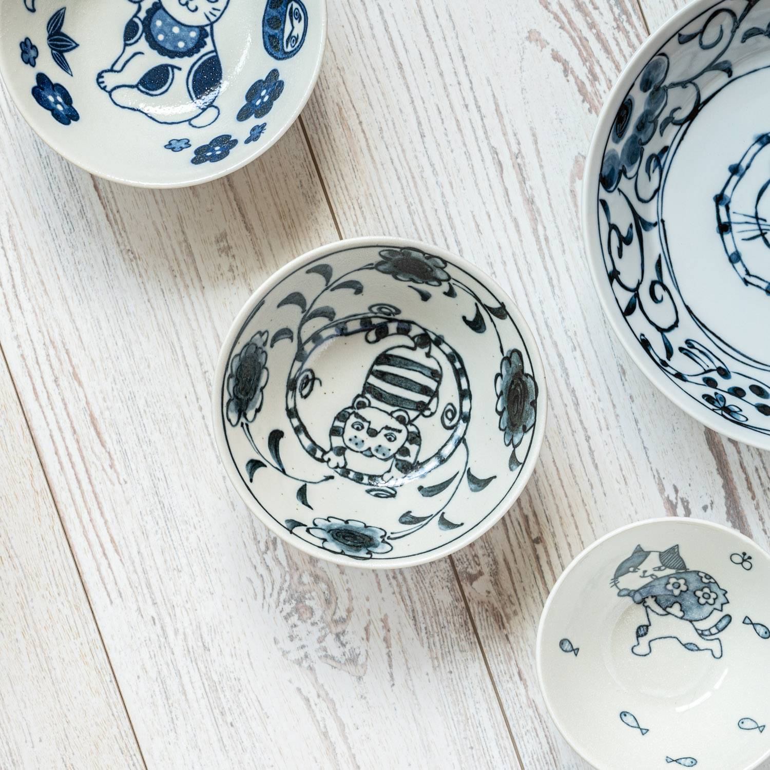 もっと ねこまるけ トラニャン 13.5cmボウル[美濃焼] 有限会社 やまに | 卸売・ 問屋・仕入れの専門サイト【NETSEA】