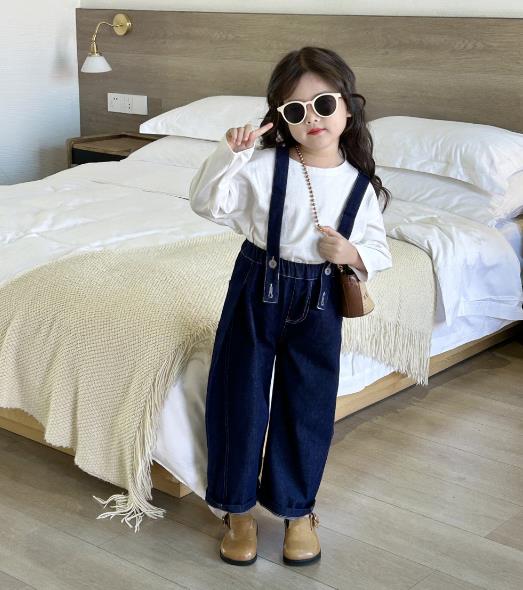 2024春新品★子供服 デニムサロペット 90-140cm Sun Flower 問屋・仕入れ・卸・卸売の専門【仕入れならNETSEA】