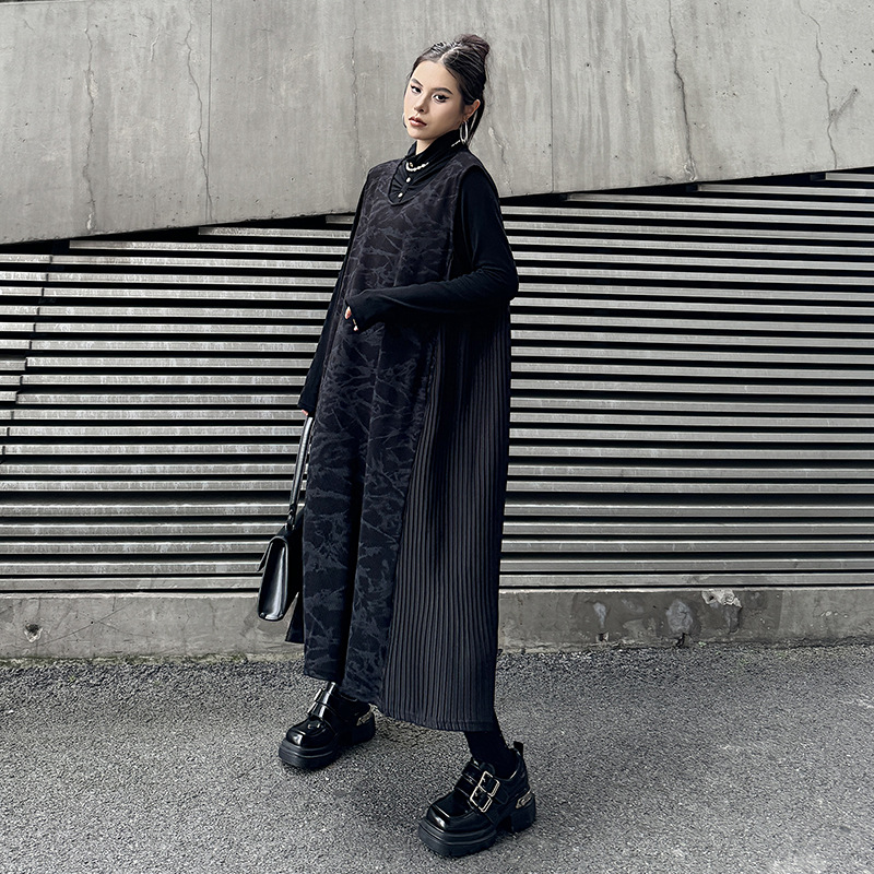 初回送料無料 新作レディースファッション ゆったり vネック 着こなし抜群 袖なしワンピース Sommy 株式会社 | 卸売・ 問屋・仕入れの専門サイト【NETSEA】