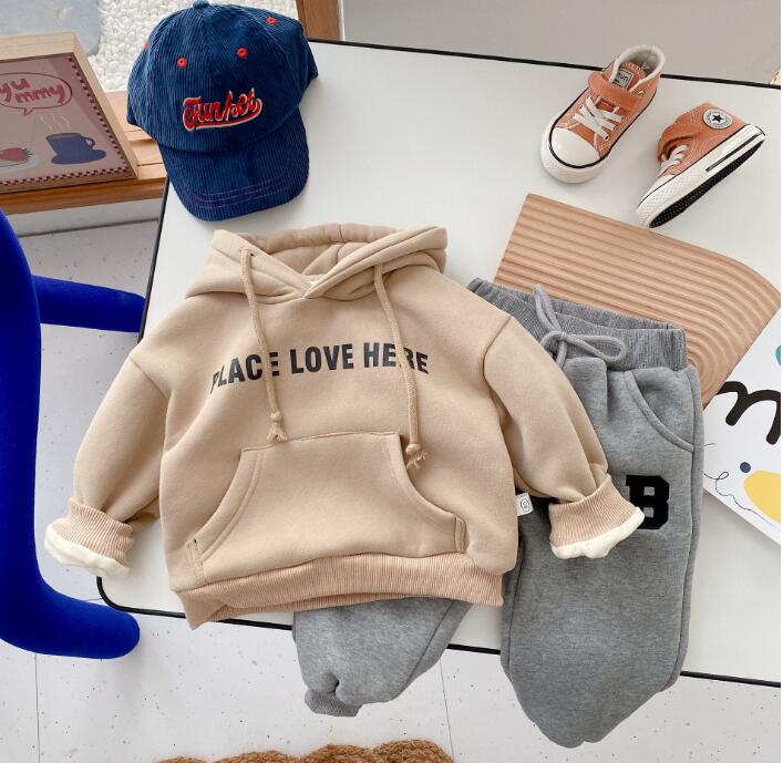 秋冬新作 子供服★ 男の子女の子 パーカー ★ ファッション パーカー ★裏毛付き 80-120 | 卸売・ 問屋・仕入れの専門サイト【NETSEA】